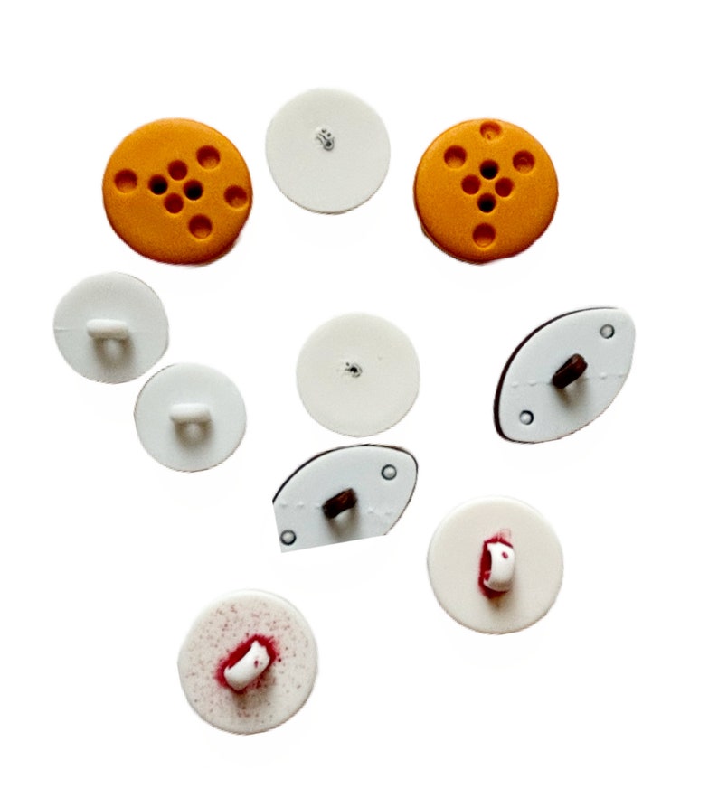 School Sports Balls Buttons Collection Shank Back Sew Thru Flatback ...