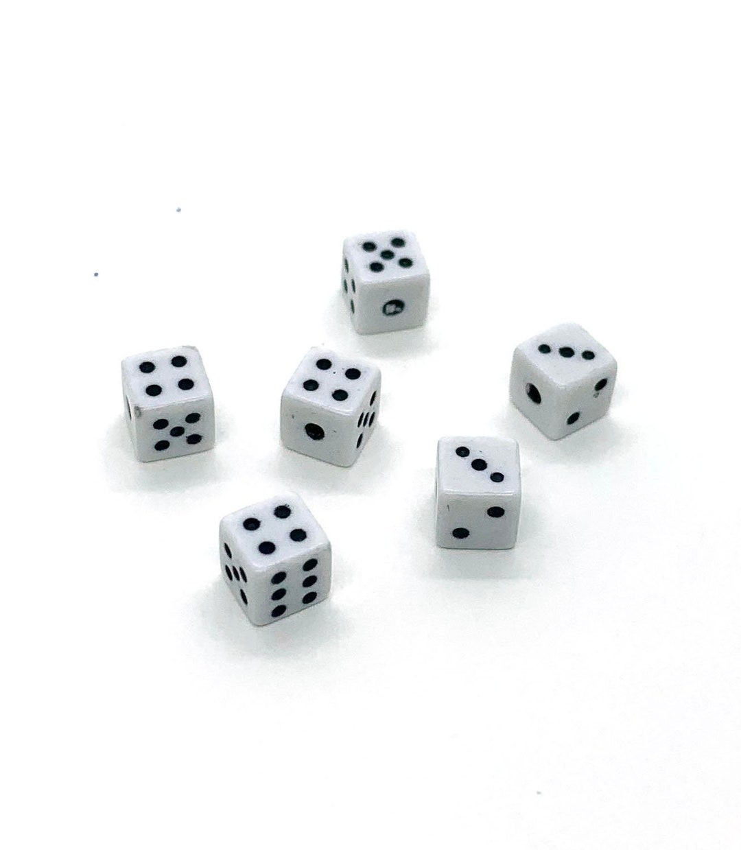 Miniature Dice Die Dollhouse Home Game Decor Miniatures - 1160 I W31 - Etsy