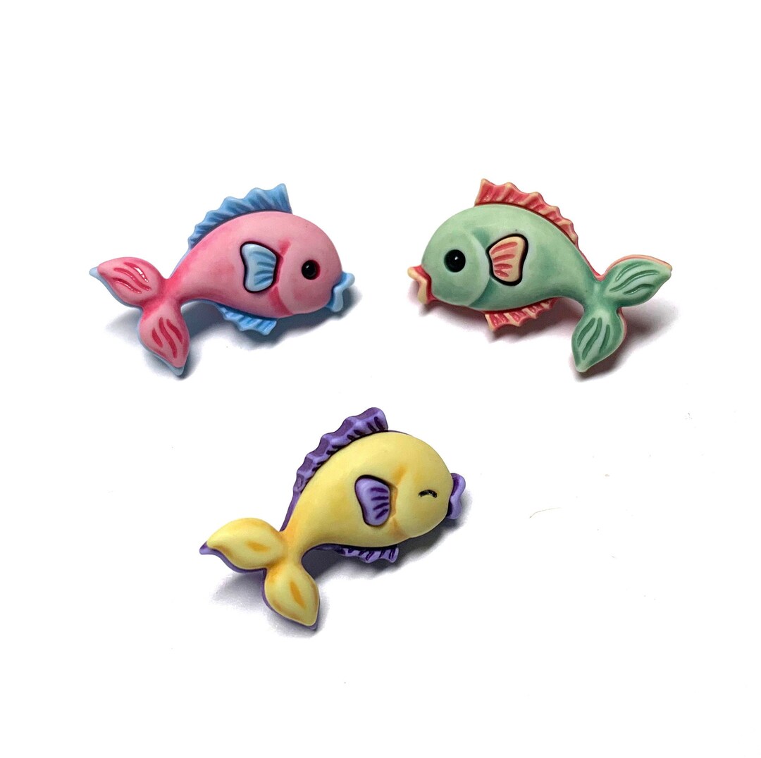 Tropical Fish Buttons Galore Collection Multi Fish Shank Back - 1182 H ...