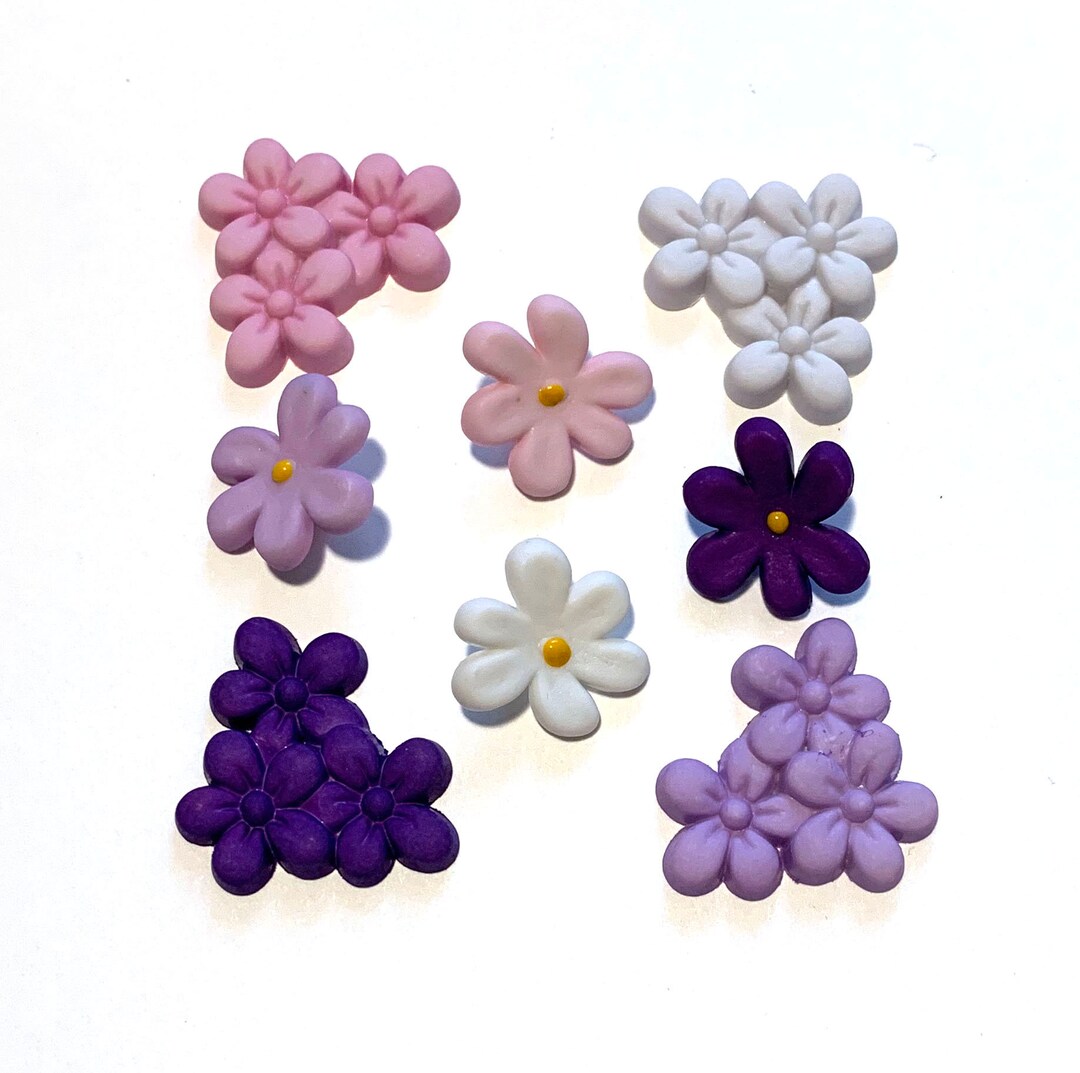 Flower Buttons Galore Collection Violet Patch Buttons and ...