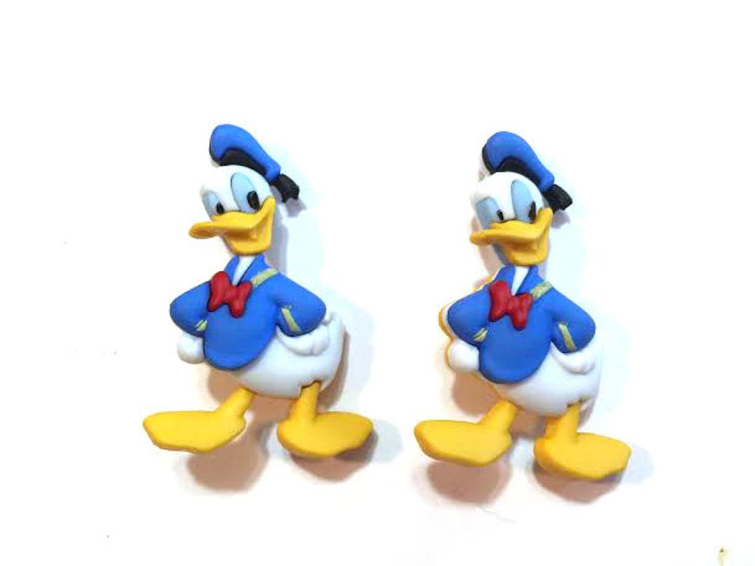 Disney Happy Donald Duck Buttons Shank Back Licensed Jesse James Dress ...
