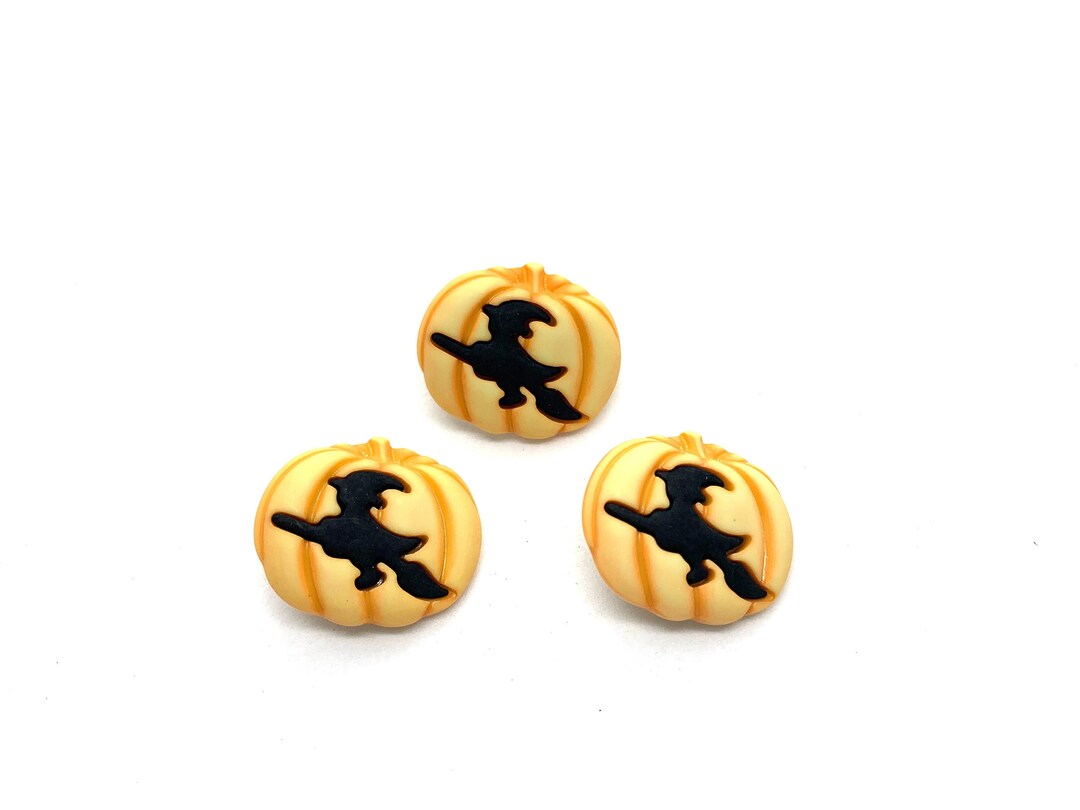 Witch Carved Pumpkin Buttons Galore 3D Shank Back - H121 - Etsy