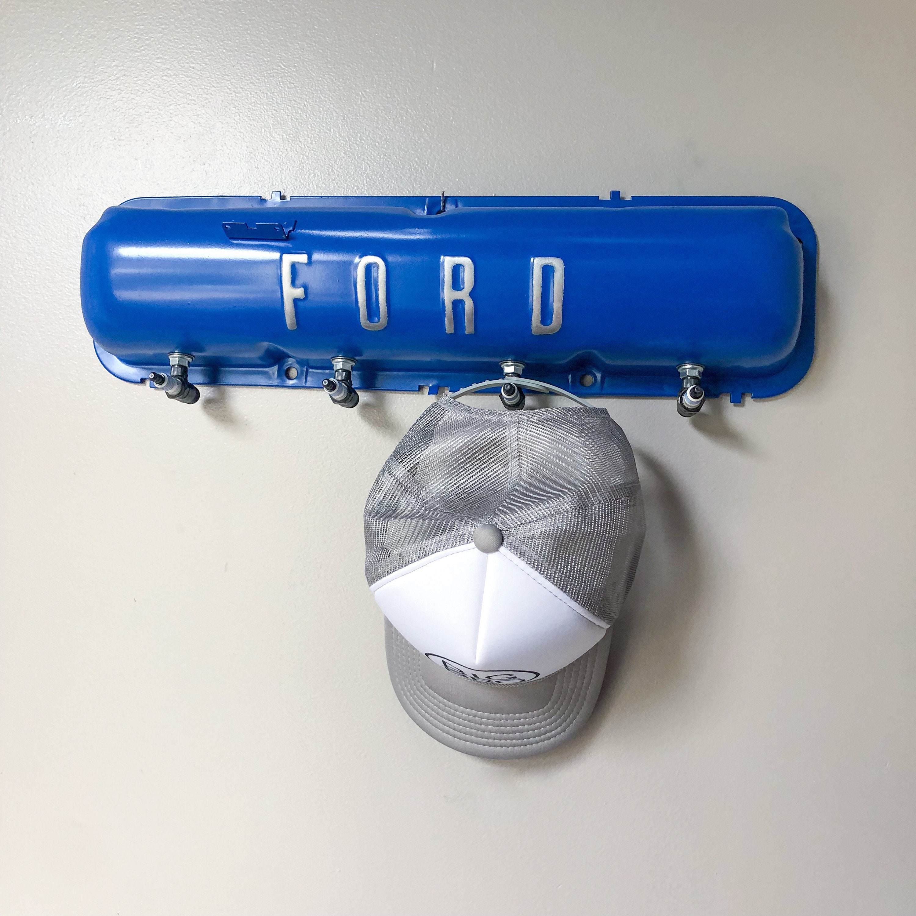 Repurposed 1950’s 352 V8 Valve Cover Coat Rack Hat Rack Man Cave - Etsy