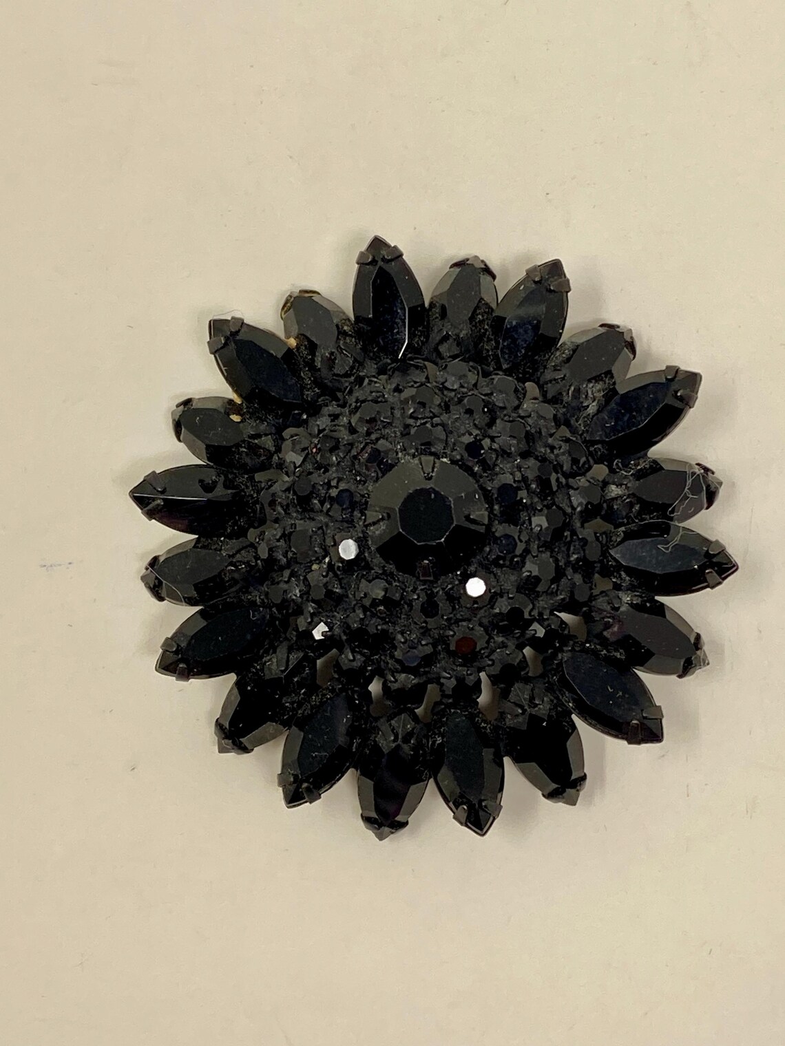 Vintage Antique Black Crystal Mourning Pin, Round, Secure Clasp, Prong ...