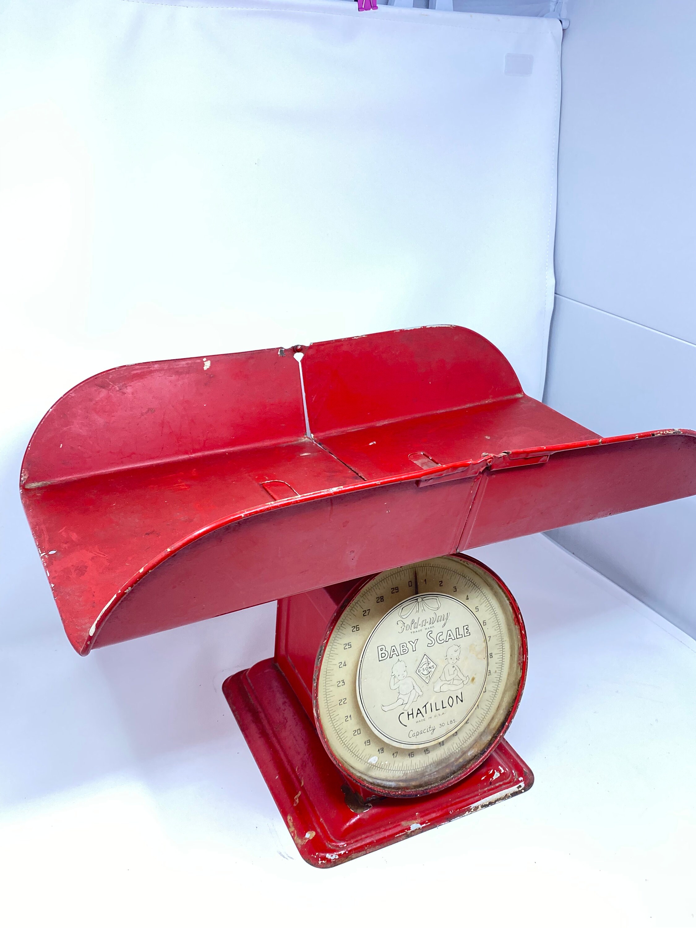Vintage Red Chatillon Fold-a-way Baby Scale, Weighs up to 30 Lb., Good ...