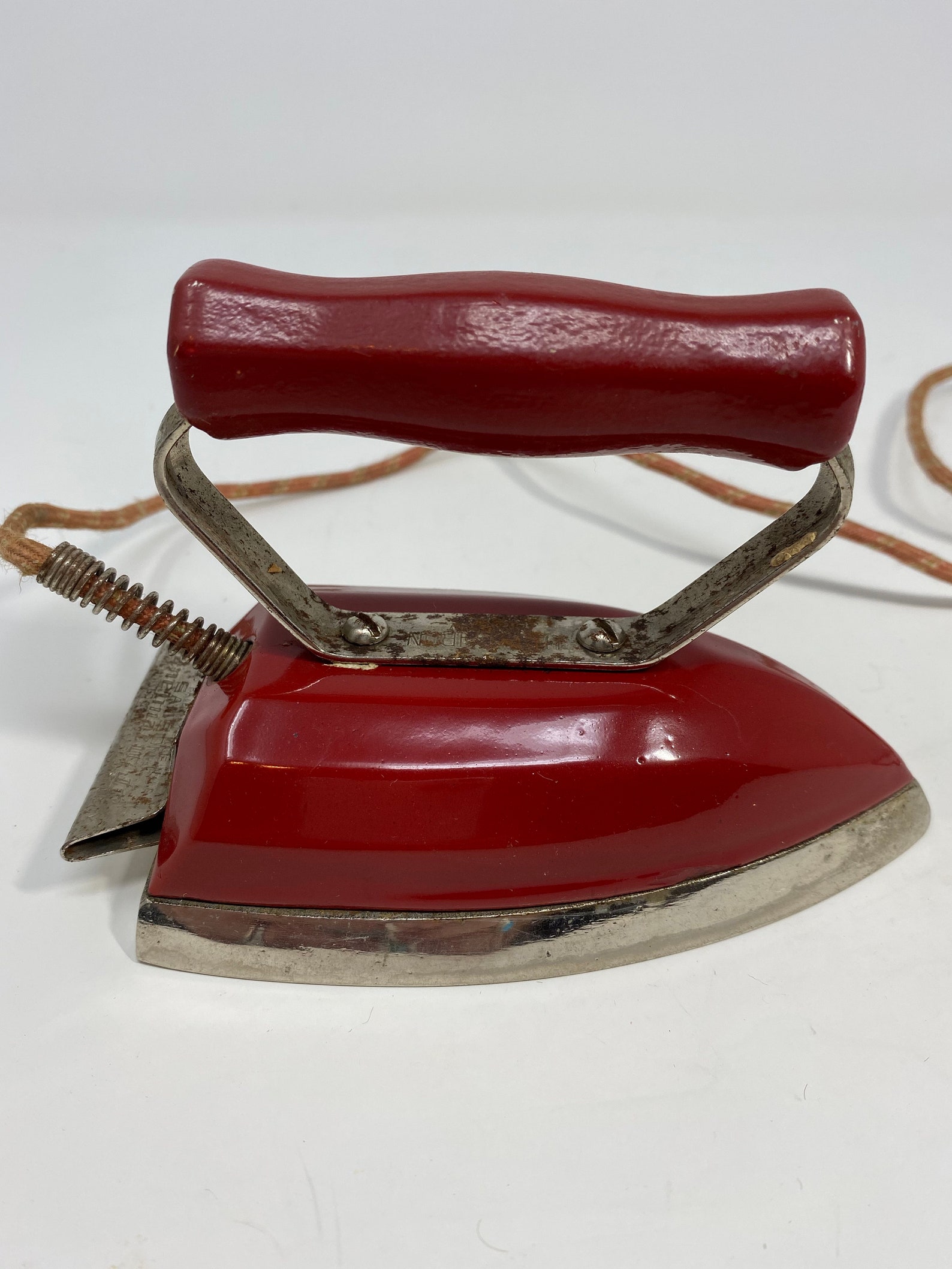 Vintage Sampson Panelmatic Red Toy Iron Iron is in Good - Etsy