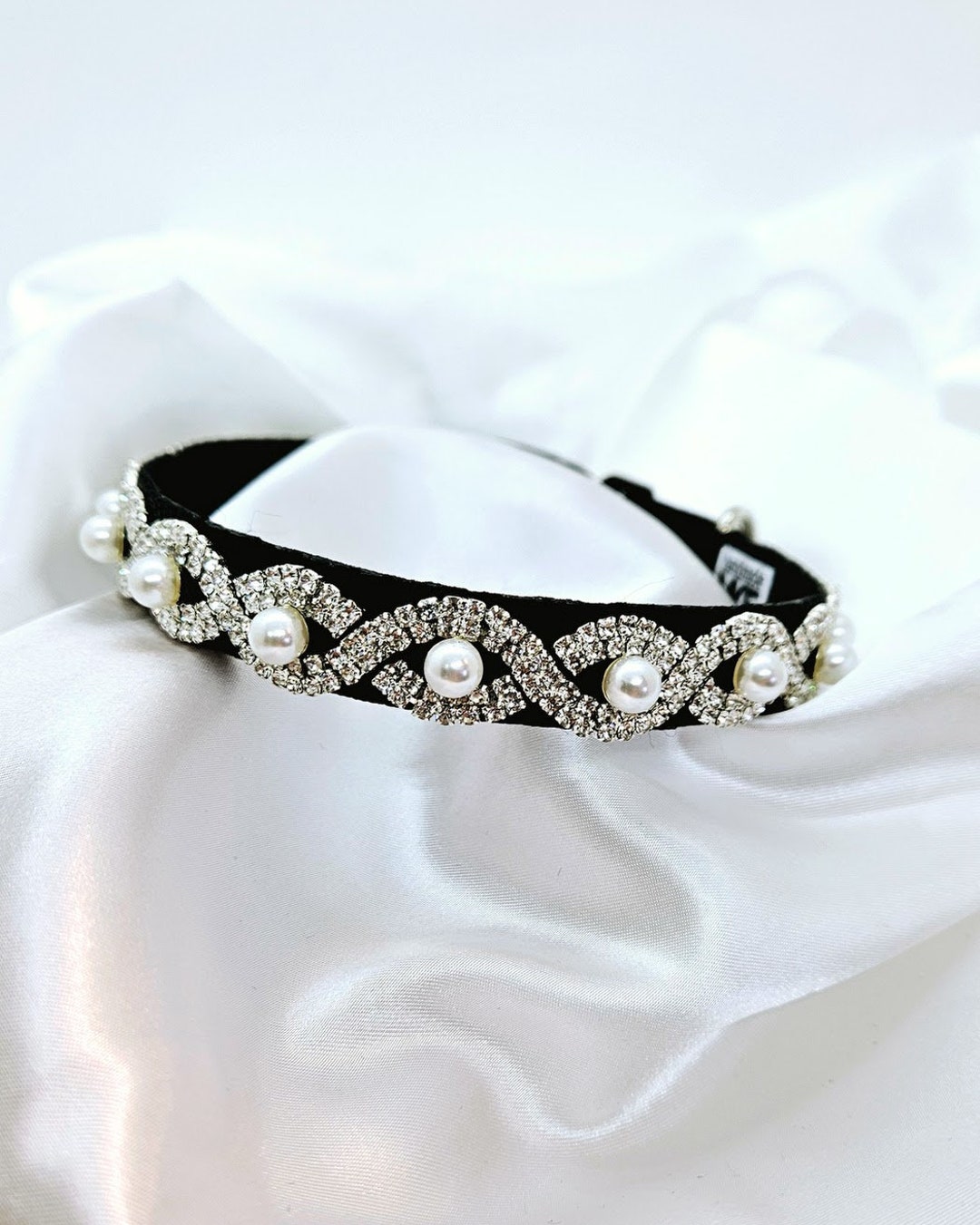 Pearl Rhinestone Dog Collar: Small Dog Pearl Collar; Pretty Dog Collars ...