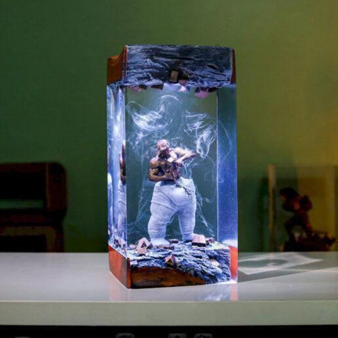 Self-made Man Statue Night Light Ver 2, Inspirational Art Resin Lamp ...