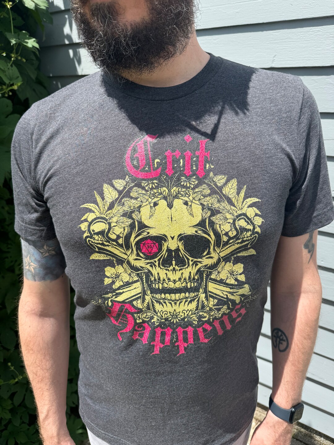 Crit Happens T-shirt: Vintage Dungeons and Dragons Unisex Tee - Etsy