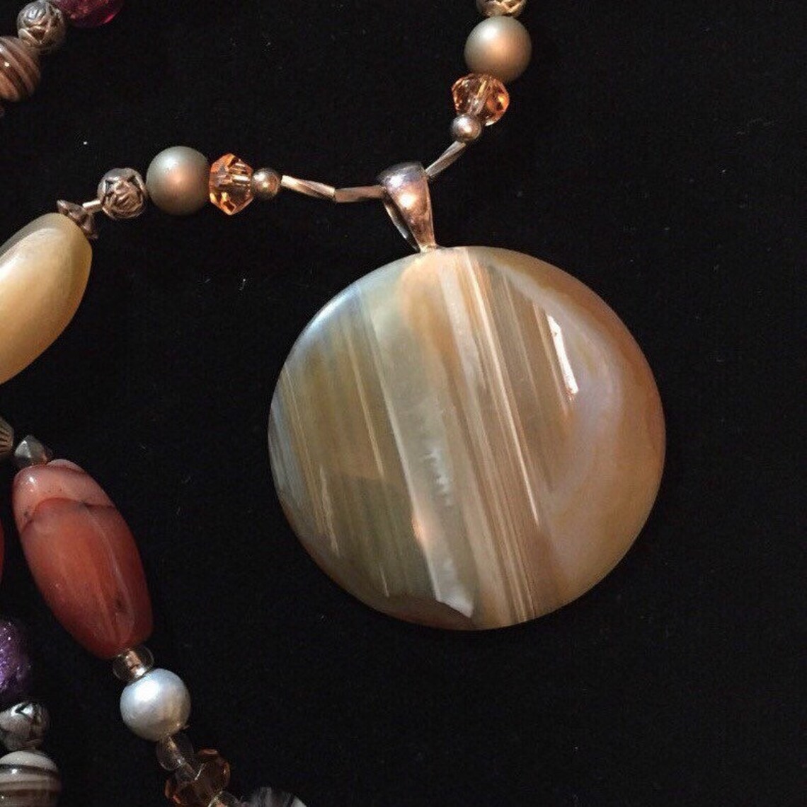 Waterline Agate-hand-polished Pendant on 24" Natural Stone Bead ...