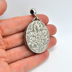 Large Sterling Silver Victorian Locket Necklace - Etsy