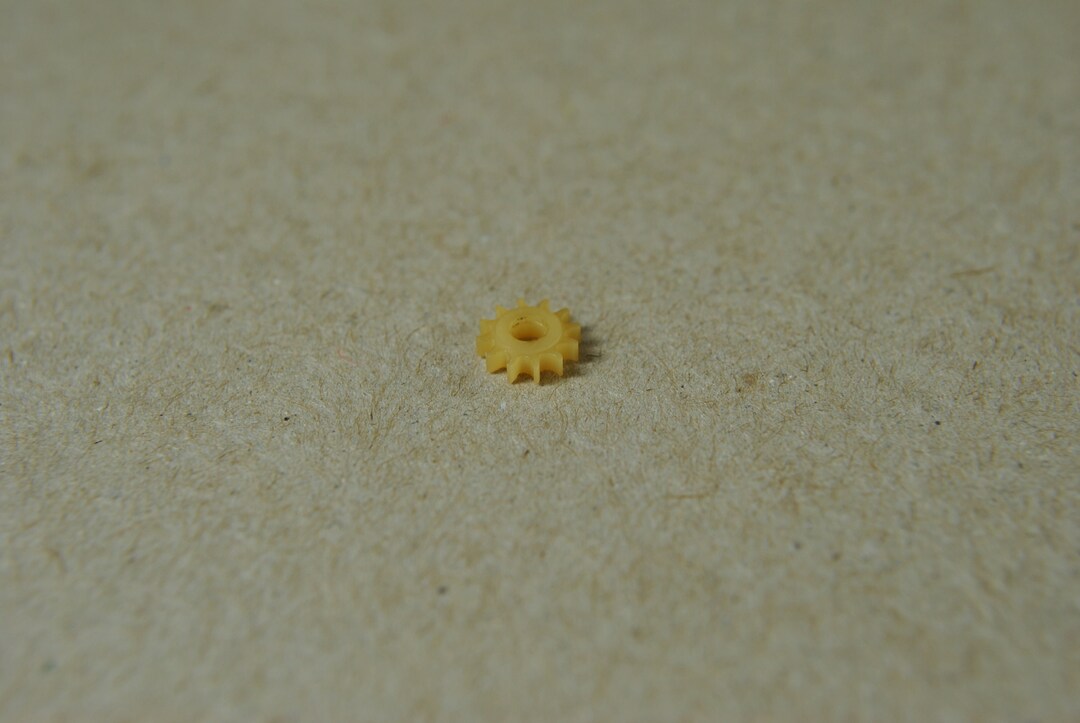 Lanshire White Anti-reverse Gear for Model XL7 A/C Synchronous Clock ...