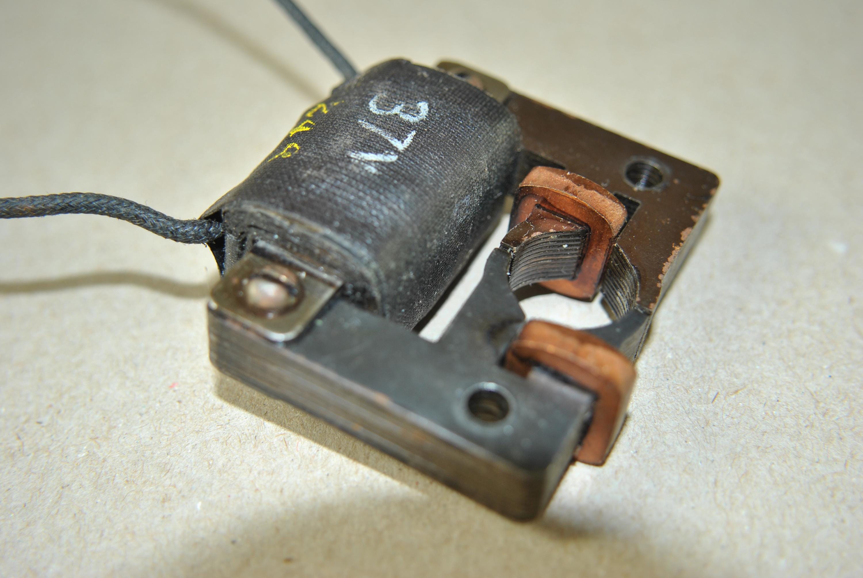 Telechron B Field Coil Assembly With Lead Style Power Connections ...