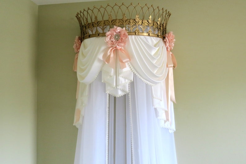 Gold Crown With Swag Valance and Curtains. - Etsy