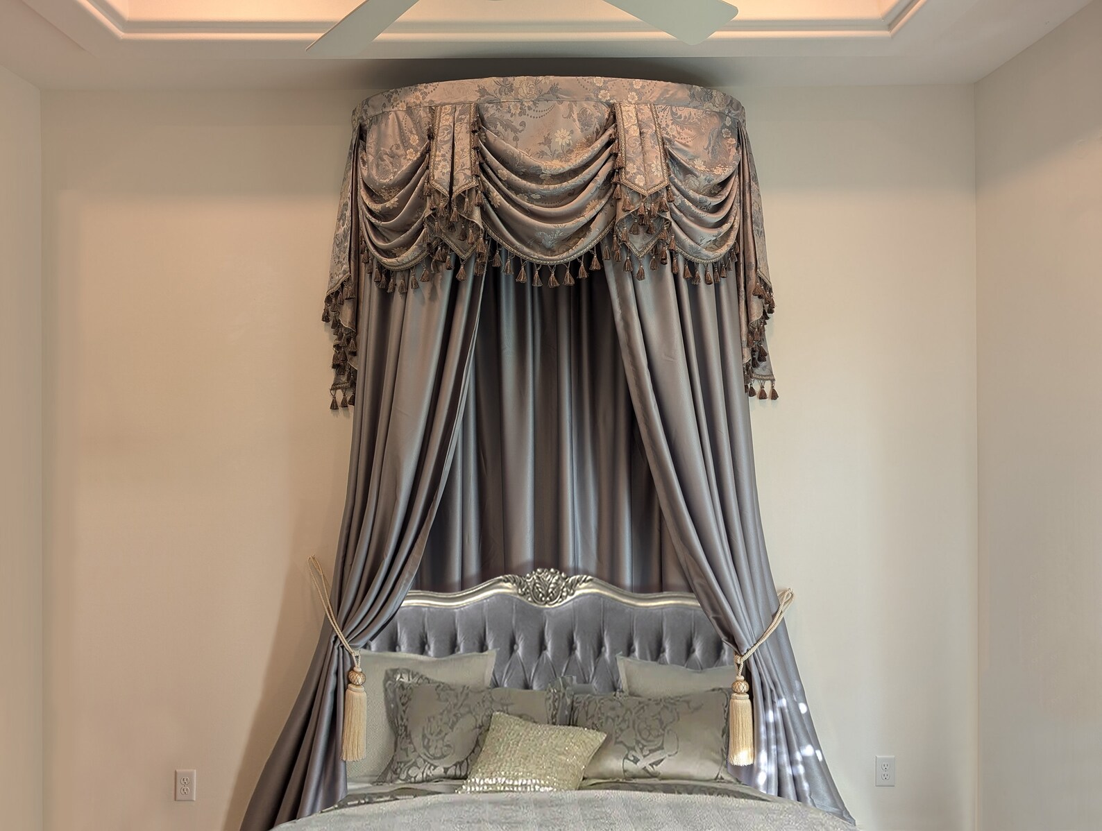 Baroque Canopy for a King or Queen Bed. - Etsy