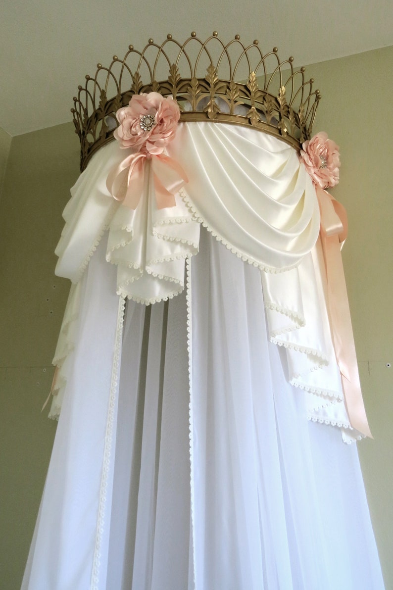 Gold Crown With Swag Valance and Curtains. - Etsy