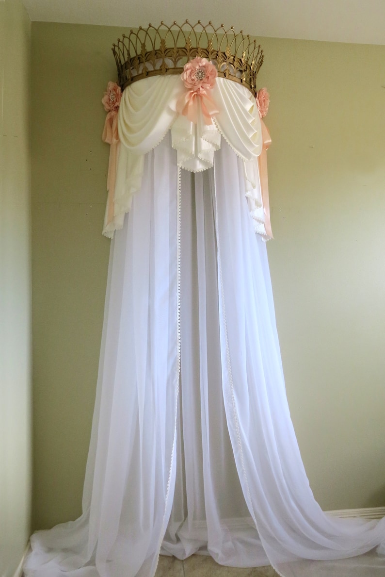 Gold Crown With Swag Valance and Curtains. - Etsy