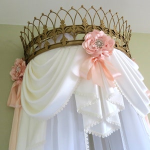 Gold Crown With Swag Valance and Curtains. - Etsy