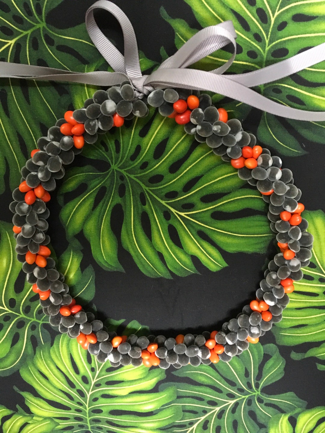 Mgambo ~ Wiliwili Seed Lei - Etsy