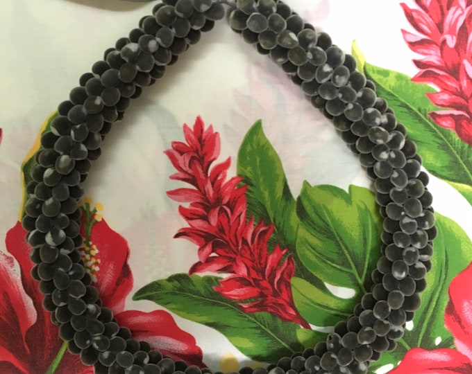 Hawaiian Mgambo Seed Lei - Etsy