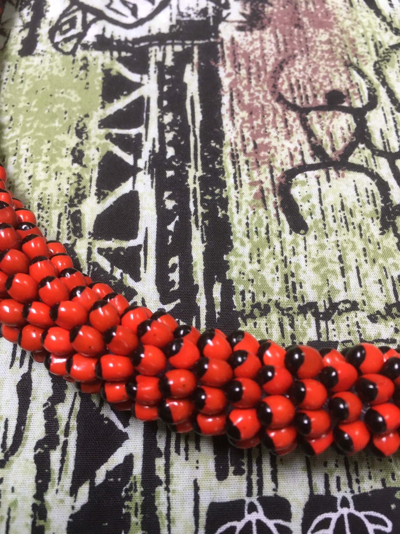 Hawaiian Seed Lei pukiawe Black Eyed Susan - Etsy