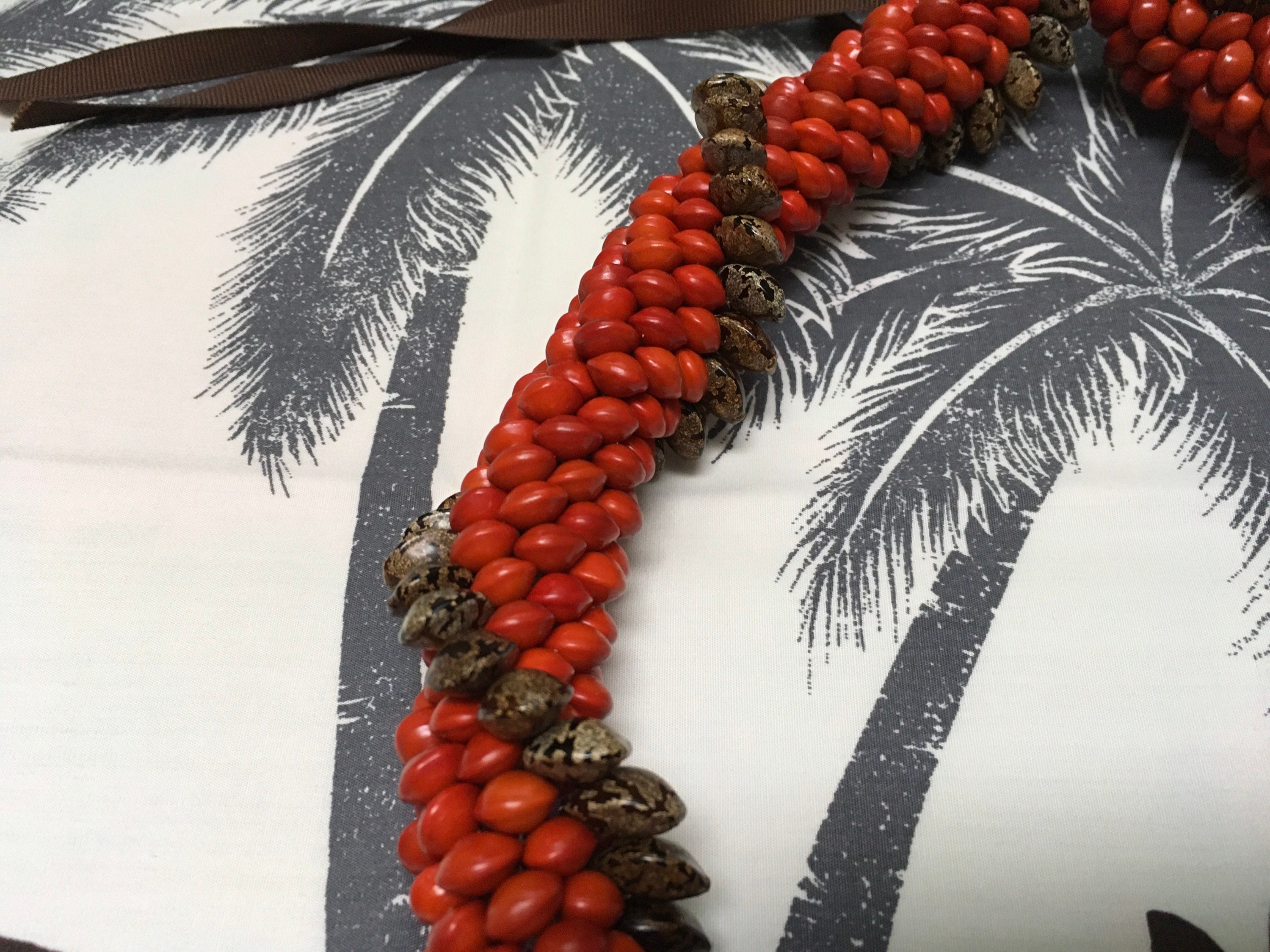 Hawaiian Ula'ula Turtleback Seed Lei - Etsy New Zealand