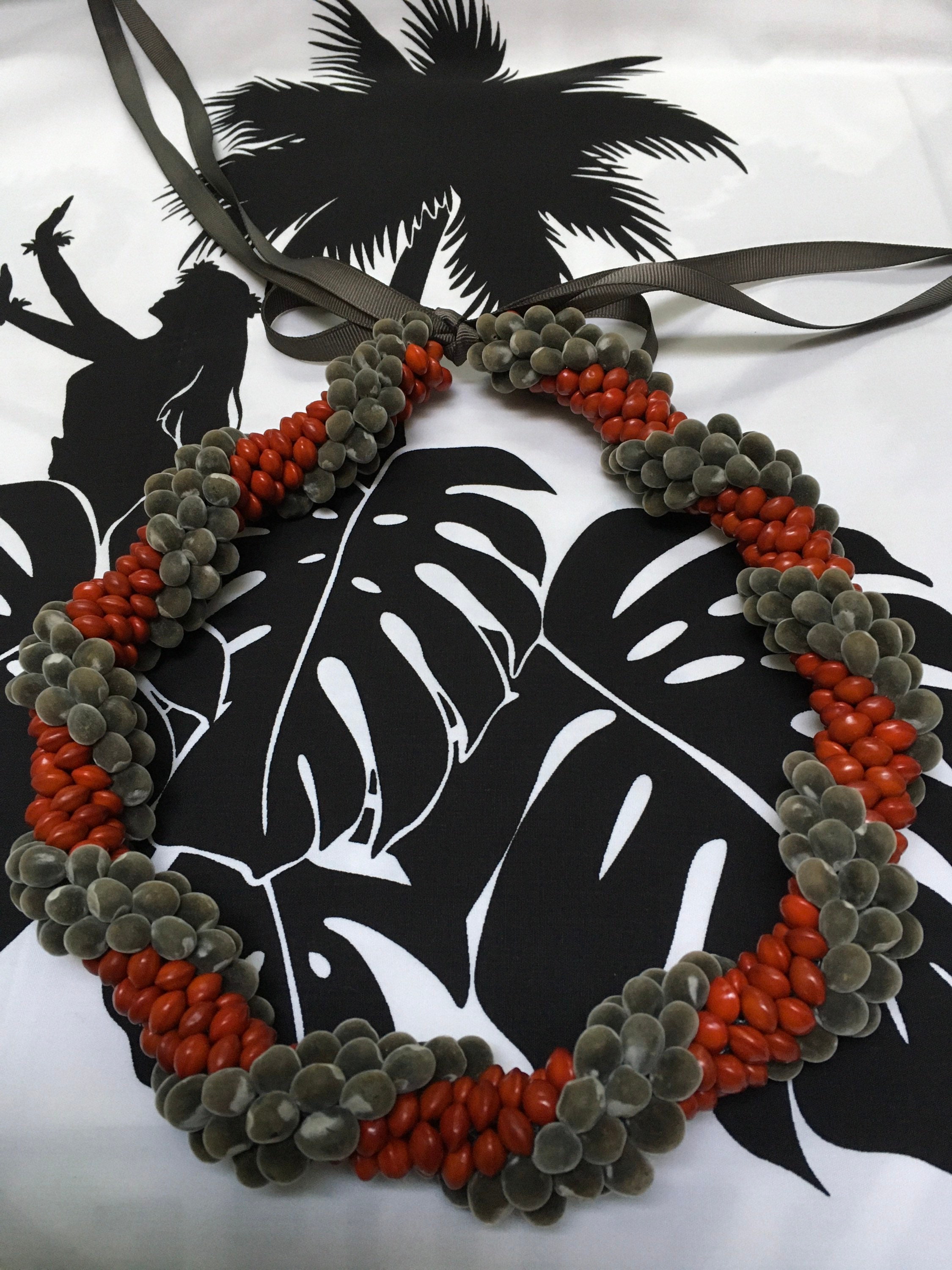 Hawaiian Ula'ula Mgambo Seed Lei - Etsy