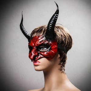 Bloody Red Devil Halloween Demon Mask W/ Twisted Ram Devil Horns for ...
