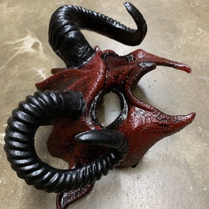 Demon Devil Satan Bloody Red Halloween Party Mask Devil Ram Horn Mask ...
