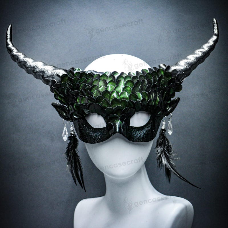 Green Scale Demon Mask - Etsy Canada