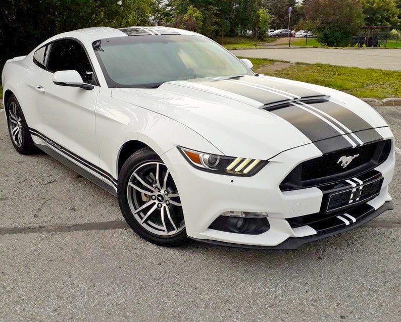 Two Lines Racing Stripes Car Stickers - 2 Line Auto Vinyl Decals for RT ...