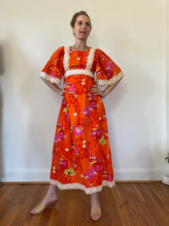 1960s Mu mu Kaftan style dress with pineapple design - Gem