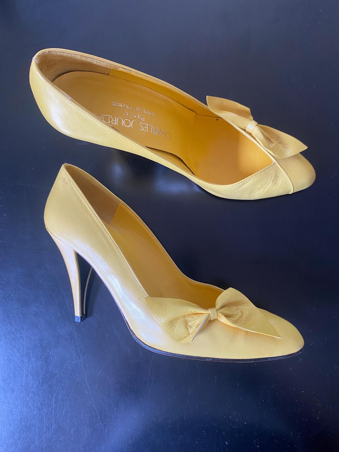 Charles Jourdan Vintage Canary Yellow Pumps With Bow Size 8 - Etsy