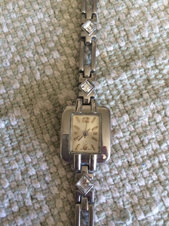 vintage avon wrist watch - Gem