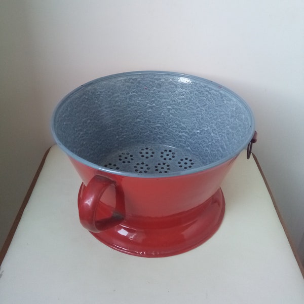 Kitchen Colander - Etsy