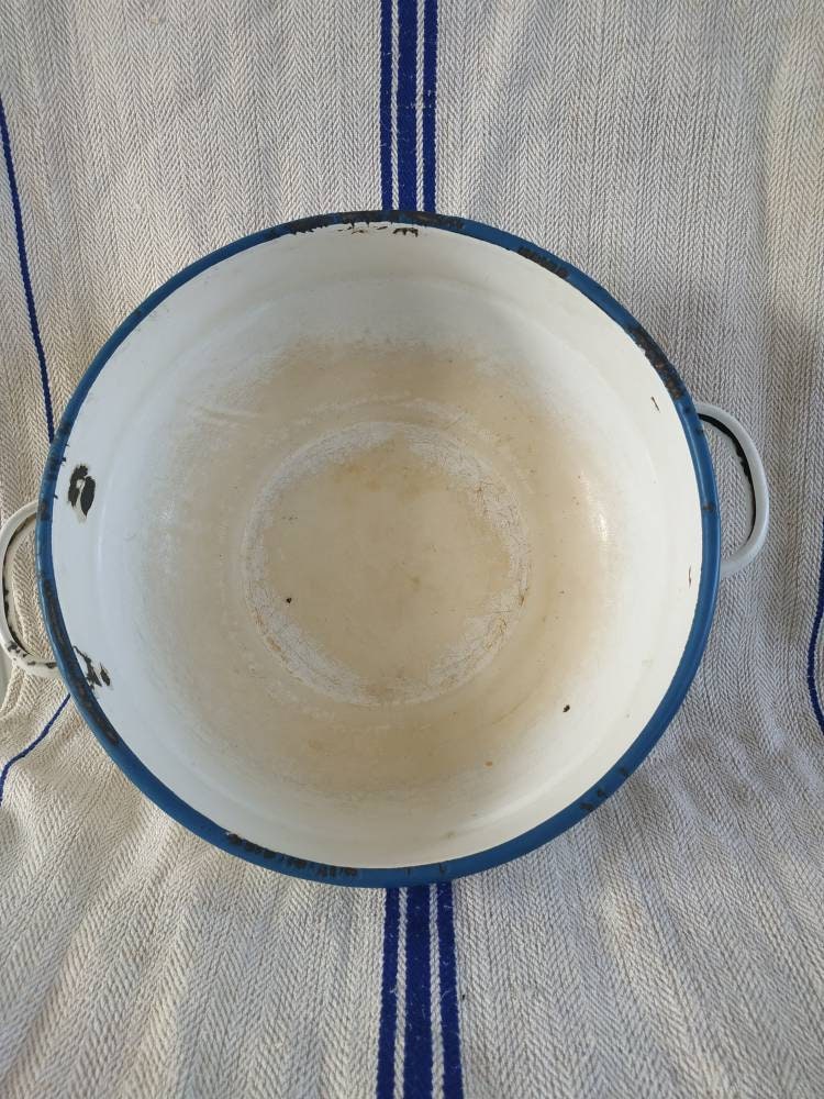 Rustic Vintage Enamel Bowl, Rustic Kitchen Decor, White Blue Rim and ...