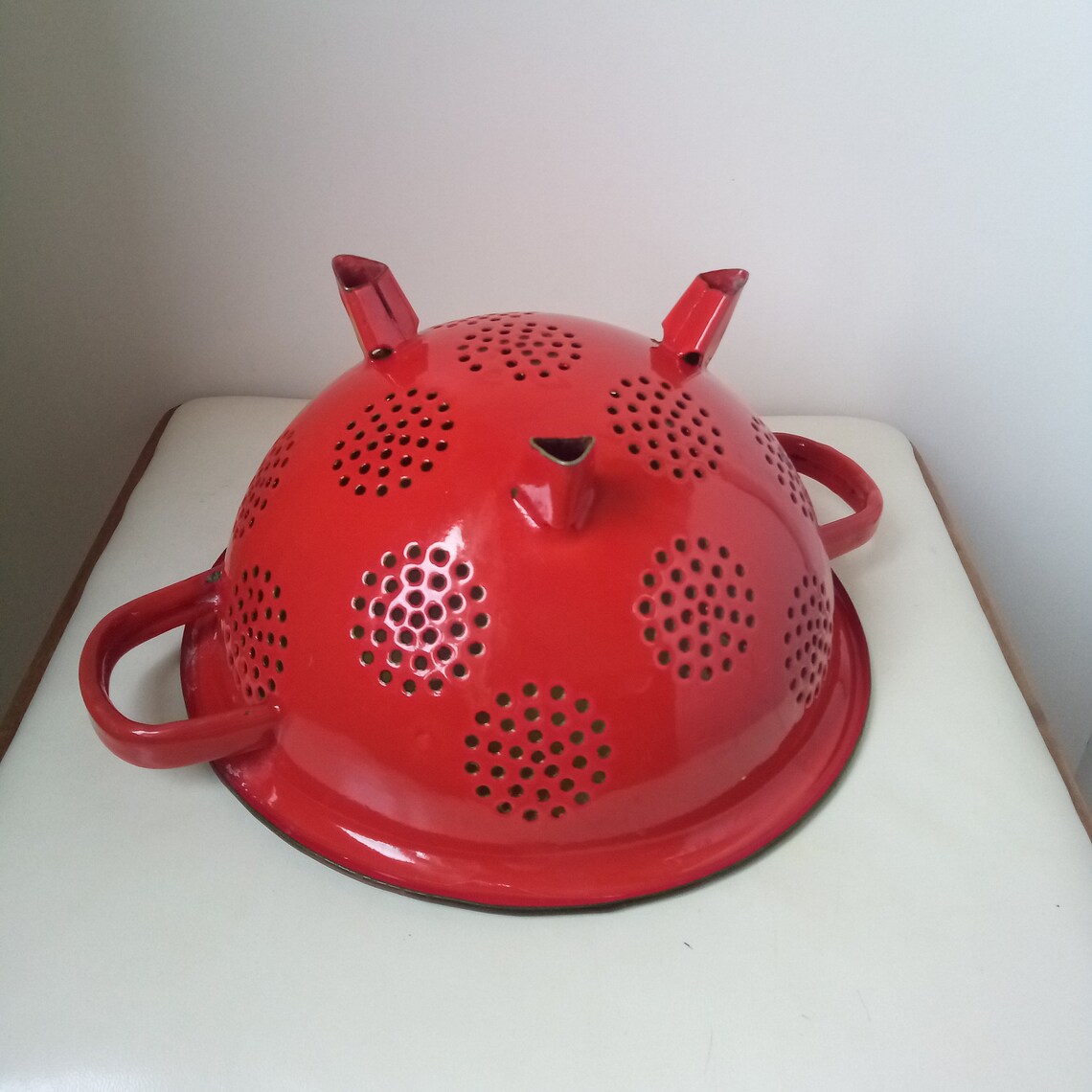 Red Vintage Enamel Colander Strainer Sieve Rustic Kitchen - Etsy