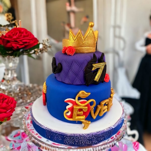 Descendants Cake Topper - Etsy