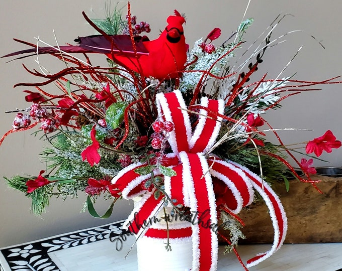 Red Cardinal Christmas Arrangement, Winter Woodland Christmas ...