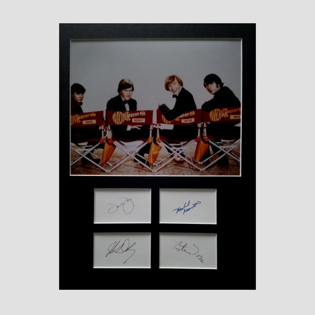 THE MONKEES AUTOGRAPH Photo Display Davy Jones Peter Tork Mike Nesmith ...