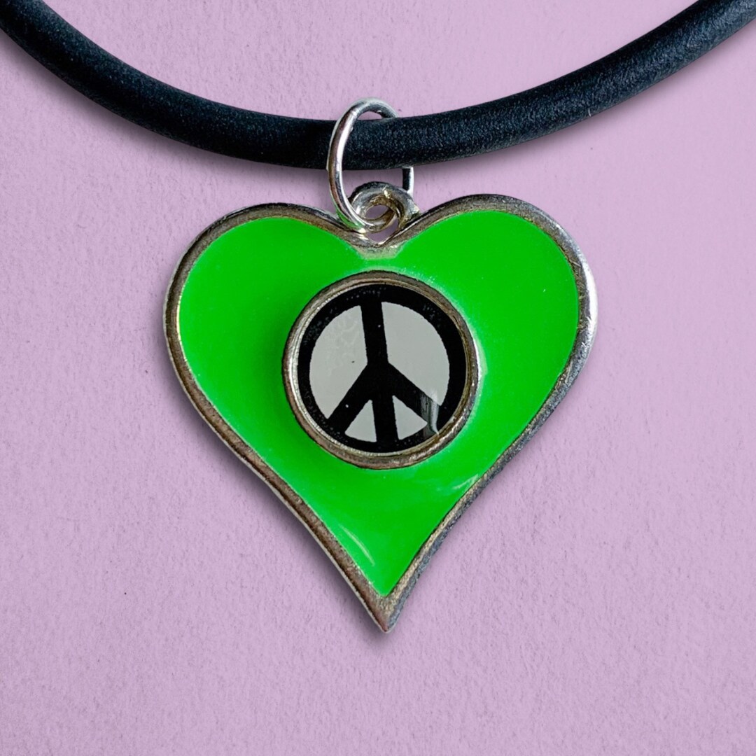 Vintage 1990s Peace Symbol Heart Necklace Glow in the Dark Curated by ...