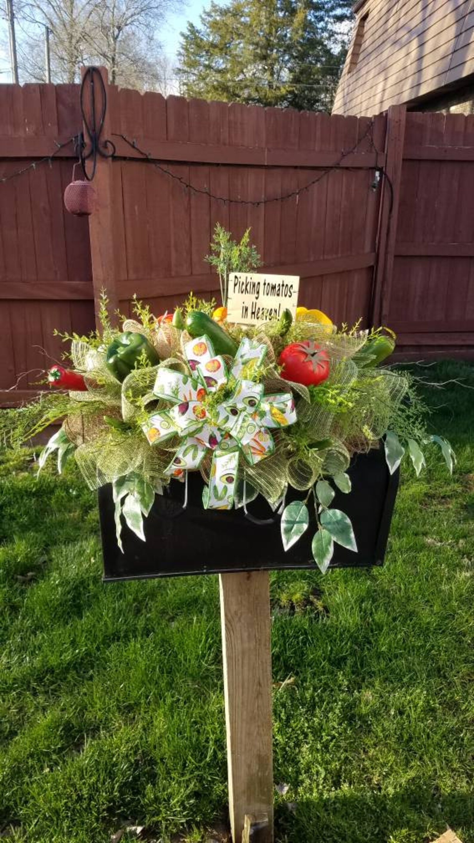 Gardening Cemetery Saddle, Vegetable Farm Grave, Gardening Cemetery ...