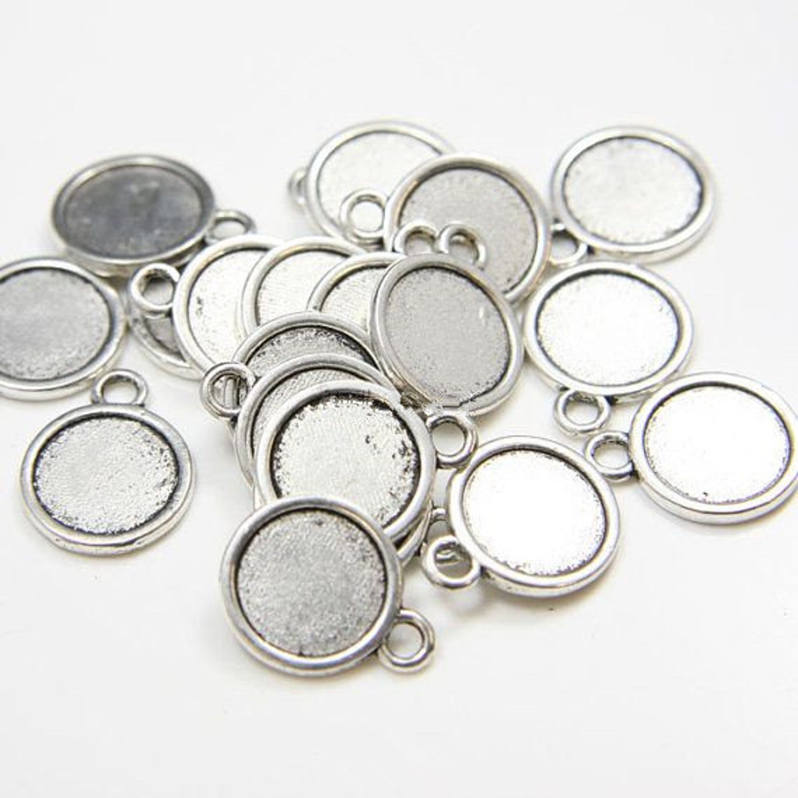 16mm Round Pendant Tray, Bezel Setting, 16mm Cabochon Tray - Antique ...