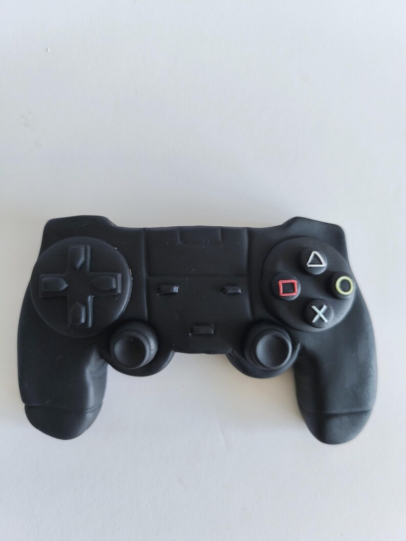 Fondant Game Controller Cake Topper – Gamer Birthday Cake Decoration ...