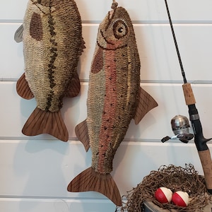 Fish Tails Paper Rug Hooking Pattern, Dimensional Stuffed Hooked Fish ...