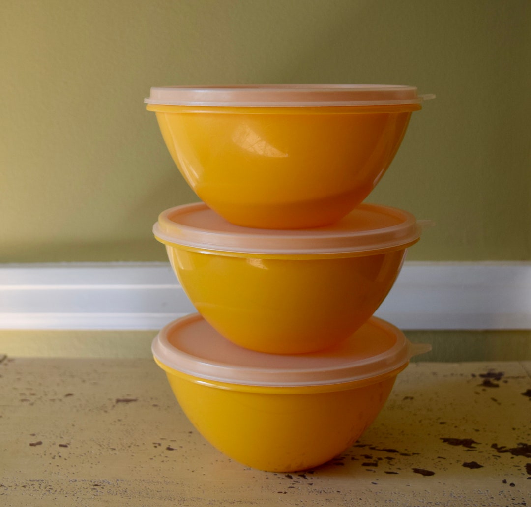 Tupperware Harvest Yellow 6 Bowls With Lids 1970s Tupperware - Etsy