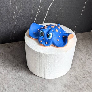 Fondant Stingray Cake Topper - Etsy