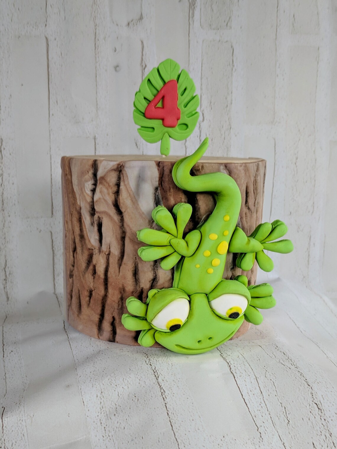Fondant Gecko, Lizard, Reptile Cake Topper - Etsy