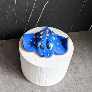 Fondant Stingray Cake Topper - Etsy