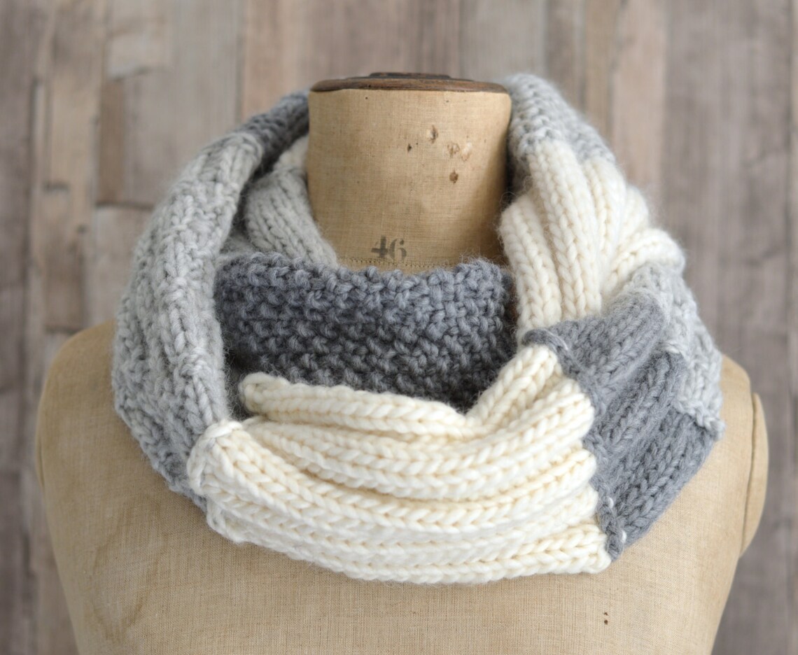 Easy Beginner Knitting Pattern for Infinity Scarf Digital File | Etsy